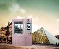 China Cool Wines Vending Machine Kiosk For Supermarket With 55 Inch Touch Screen for sale