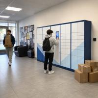China High Density Smart Parcel Delivery Locker with 24/7 Access and Cloud Remote Management for Off Campus Student Apartment for sale