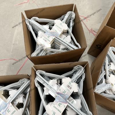 China 21g Per Pcs Dry Cleaner Wire Hangers 16inch Length Free Phosphate Free Material Type for sale
