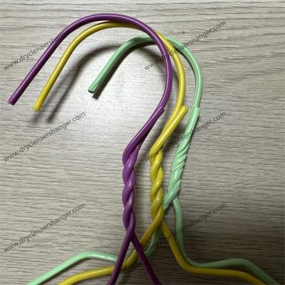 China Conveniently-Sized Wire Hanger For Drying Clothes In 37cm*34cm*23cm Box Size for sale