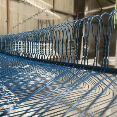 China Powder Coated Laundry Wire Hanger Robust Construction Supports Heavier Garments for sale