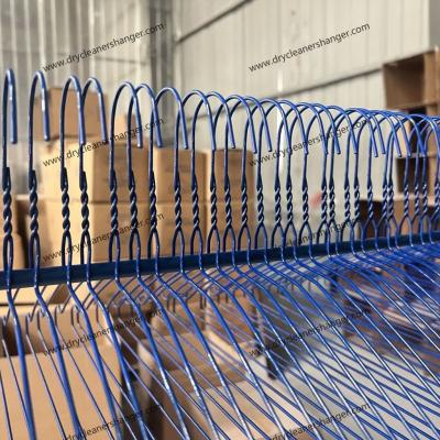 China 16 Inch 14.5 Gauge Wire Laundry Hanger Disposable With Multiple Color Choices for sale