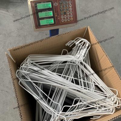 China 32g Plastic Coated Wire Hangers Load 650 Cartons for sale