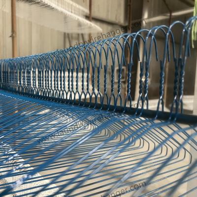 China Multi-Purpose Clothes Drying Wire Hanger 500pcs Per Carton 36*33*23cm Carton Box Size for sale