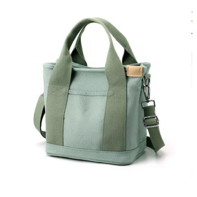 China Customized Logo Canvas Tole Handbag Summer Womens Beach Travel Bag for sale