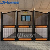China Steel Wood Wire Mesh Horse Stables Panels For Equestrian for sale