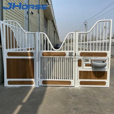 China High Strength Powder Coating European Horse Stall Stable With Accessories for sale