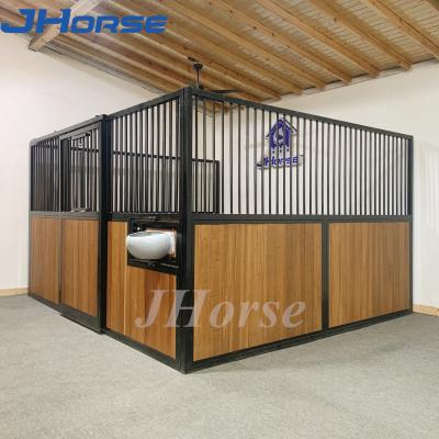 China Bamboo Steel Stable European Horse Stalls With Sliding Door for sale