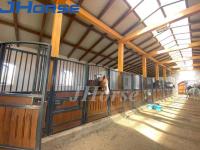 China Portable Customizable  Horse Barn Stables Stall Fronts 7.2ft Height With Roof for sale