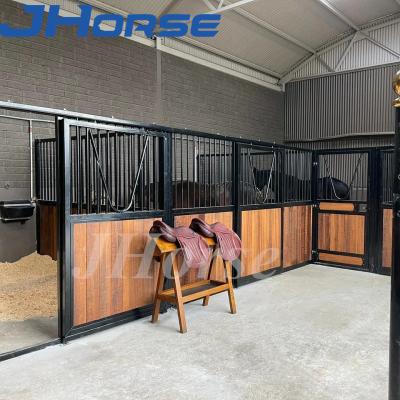 China Powder Coating 2.5m-4.0m Indoor European Horse Stalls With Front Sliding Doors for sale