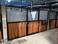 China Bamboo Infill 32mm Horse Stall Panels With Sliding Door Swivel Feeder for sale