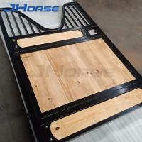 China Security Hot Dipping Galvanized Bamboo Permanent Horse Stall Fronts Custom Design for sale