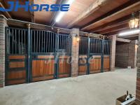 China Heavy Duty 10ft Horse Stall Panels Bamboo Wooden for sale