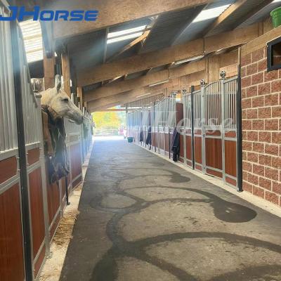 China Hot Dip Galvanized European Horse Stalls Light Steel Frame Outdoor for sale