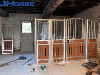 China Most Popular 2.25 Meters Stall Fronts Safety Feeding House for sale
