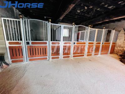 China Most Popular 2.25 Meters Stall Fronts Safety Feeding House for sale