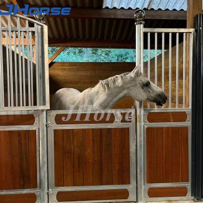 China Welded Weave Horse Stall Fronts Custom With Roof for sale