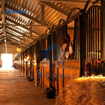China Welded Weave Technique European Horse Stalls Custom Needs 2.2m for sale