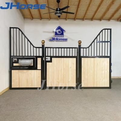 China Pre Made Heavy Duty Pine Horse Stable Box Stall Fronts for sale