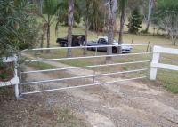 China 1.2m Height Steel Farm Gates For Livestock / Animal Ranch CE Standard for sale