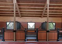 China Stable European Horse Stalls Solid Welded 12 Gauge Steel Tubular Frame Construction for sale