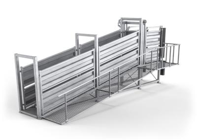 China Custom Leveled Livestock Loading Ramp Plans Hardwood Timber Floor for sale