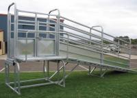 China Outdoor 3m Portable Loading Chute With Dual Pin Locking System Smooth Surface for sale