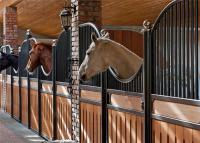 China Customized Temporary Bamboo Board Indoor Safety Steel Horse Stalls Horse Stables Factory Made for sale