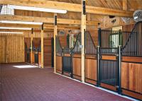 China Portable Bamboo Board Horse Stable Box / Metal Horse Fence With Sliding Door for sale