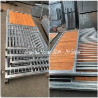China Hot Dip Galvanized Horse Stable Box Bamboo Horse Stall With Rolling Feeder Board for sale