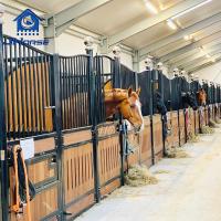 China Customized Horse Stall Pine Wood Type For Horse's Comfort Safety for sale