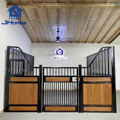 China Weave Technique Welded Horse Stall Length For Professional Equestrian Facilities for sale