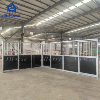 China Easy Assembled Heavy Duty Portable Wooden Equestrian Farm Horse Stable Stall for sale