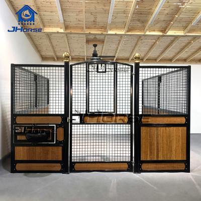 China Classic European Style Horse Stable Stall Ventilated And Breathable Horse Equipment for sale
