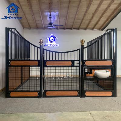 China 3.5x2.2m European Horse Stalls With Feeder Breathable And Safe Customizable Horse Equipment for sale