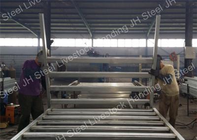 China Temporary Portable Cattle Yard Panels Metal Tube Horse Fencing for sale