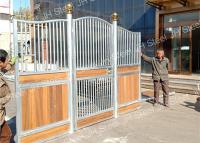 China Swivel Feeder Horse Stall Hot Dipped Galvanized Temporary Double Door for sale