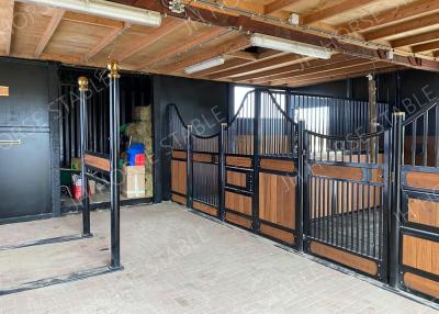 China Metal Structure Wooden Water Resistant European Horse Stalls Heavy Duty for sale
