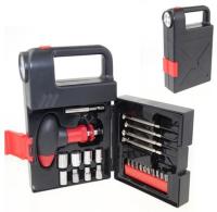 China 200LM 120 Degre Angle 3000K Tool Set With Flashlight 20x13x5cm 4pcs LED ABS Plastic for sale