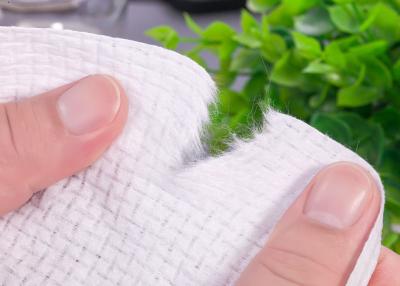China Roll Packing Plain 80g/M² Polyester Spunlace Fabrics for sale
