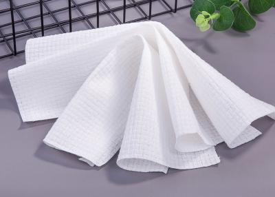 China ISO45001 Approved 14cm 40gsm Wet Wipe Cloth for sale