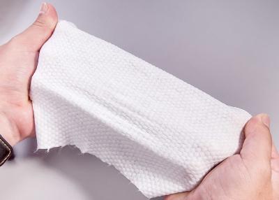 China Softness Width 220cm 50g/M² Spunlace Nonwoven Sheets for sale