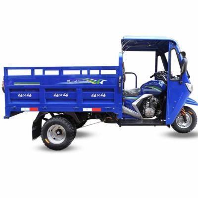 China 200cc Cargo Tricycle with 900kg Loading Capacity 2000x1300mm Cargo Box for sale