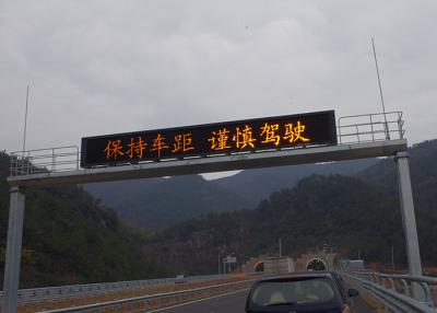 China High Brightness P20 RGB VMS Traffic Signs Trailer LED Display Screen for sale