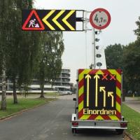 China EN12966 1024*1024mm LED Traffic Signs City Road Variable Message Sign for sale