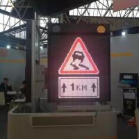China Waterproof IP65 LED Traffic Display Road Variable Message Board for sale