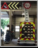 China Solar LED Portable Variable Message Signs trailer mounted boards for sale