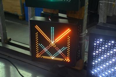 China 5mm Chips DIP LED Traffic Message Board intersection lane control sign for sale