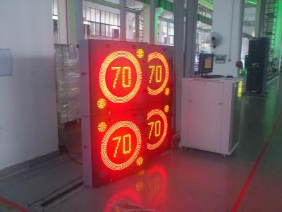 China Remote Control VMS Speed Limit Illuminated Directional Traffic Signs for sale