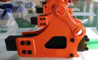 China Triangular Crushing Hammer For PC320 Excavator Hammer Mining Industry 3 - 5.5ton for sale